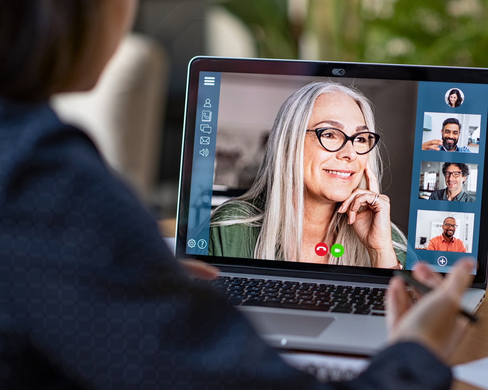 Four tips to looking your best on video chat – Color The World